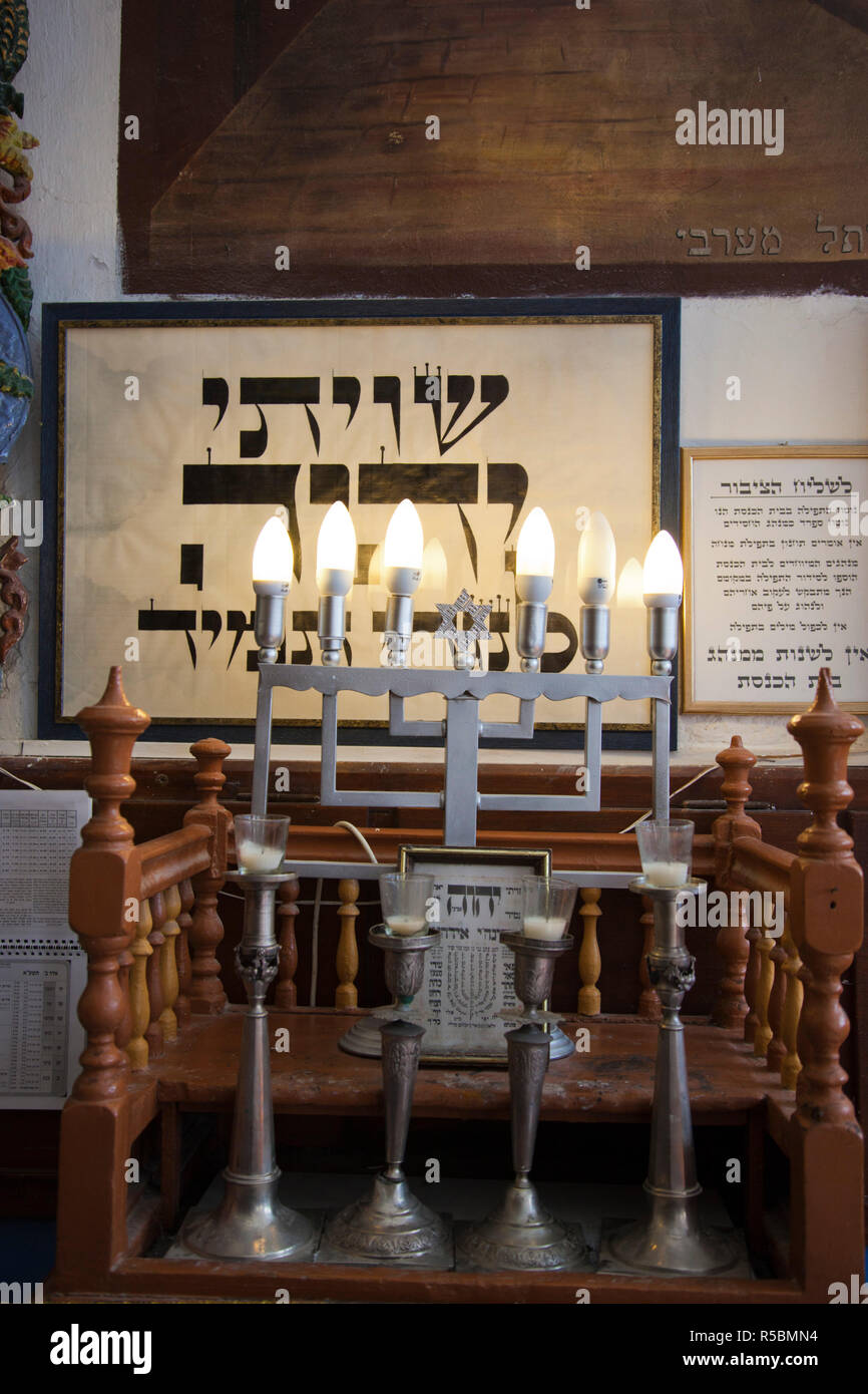 Ashkenazi synagogue hi-res stock photography and images - Alamy