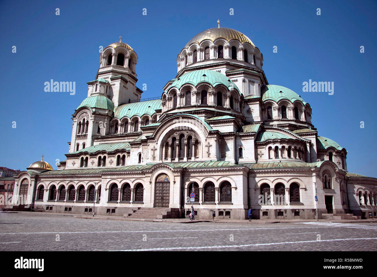 Temple of alexander nevsky hi-res stock photography and images - Alamy