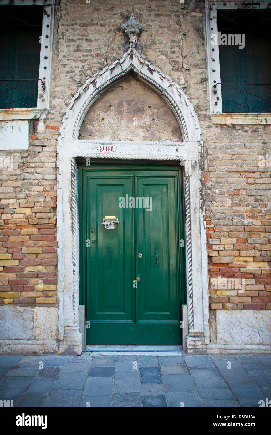Door venice italy hi-res stock photography and images - Alamy