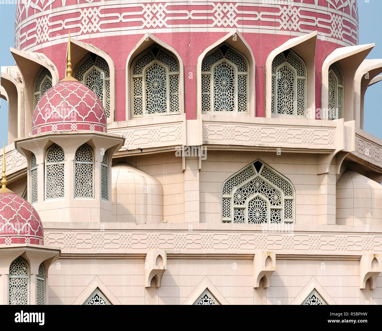 Islamic architecture, details of mosque extrerior, dome with decorative ...