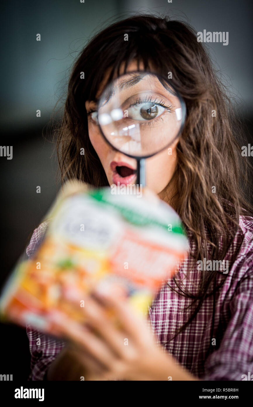 Magnifying glass food label hi-res stock photography and images - Alamy