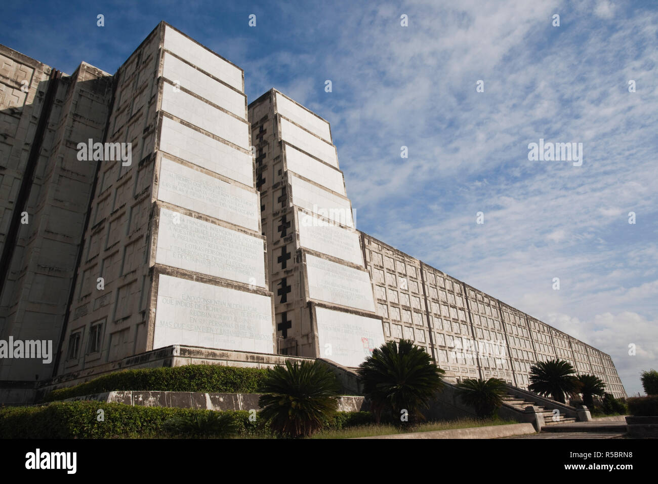 Dominican Republic, Santo Domingo, Faro a Colon, Columbus Lighthouse ...