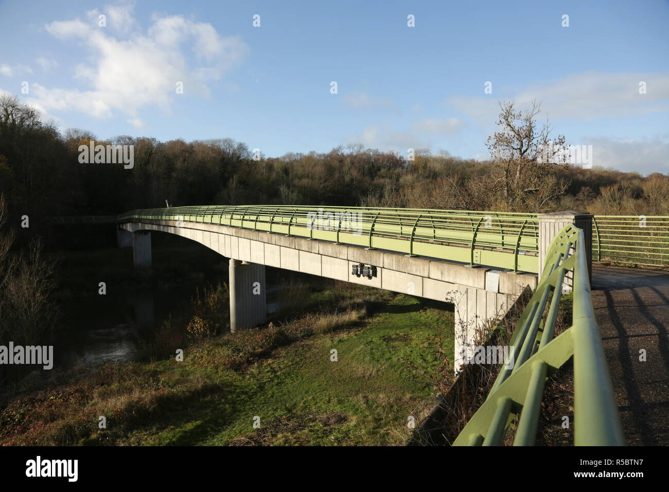 Country park halt hi-res stock photography and images - Alamy