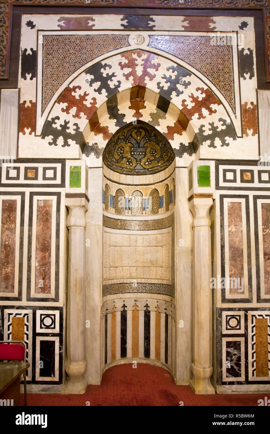 Interior al azhar mosque cairo egypt hi-res stock photography and ...