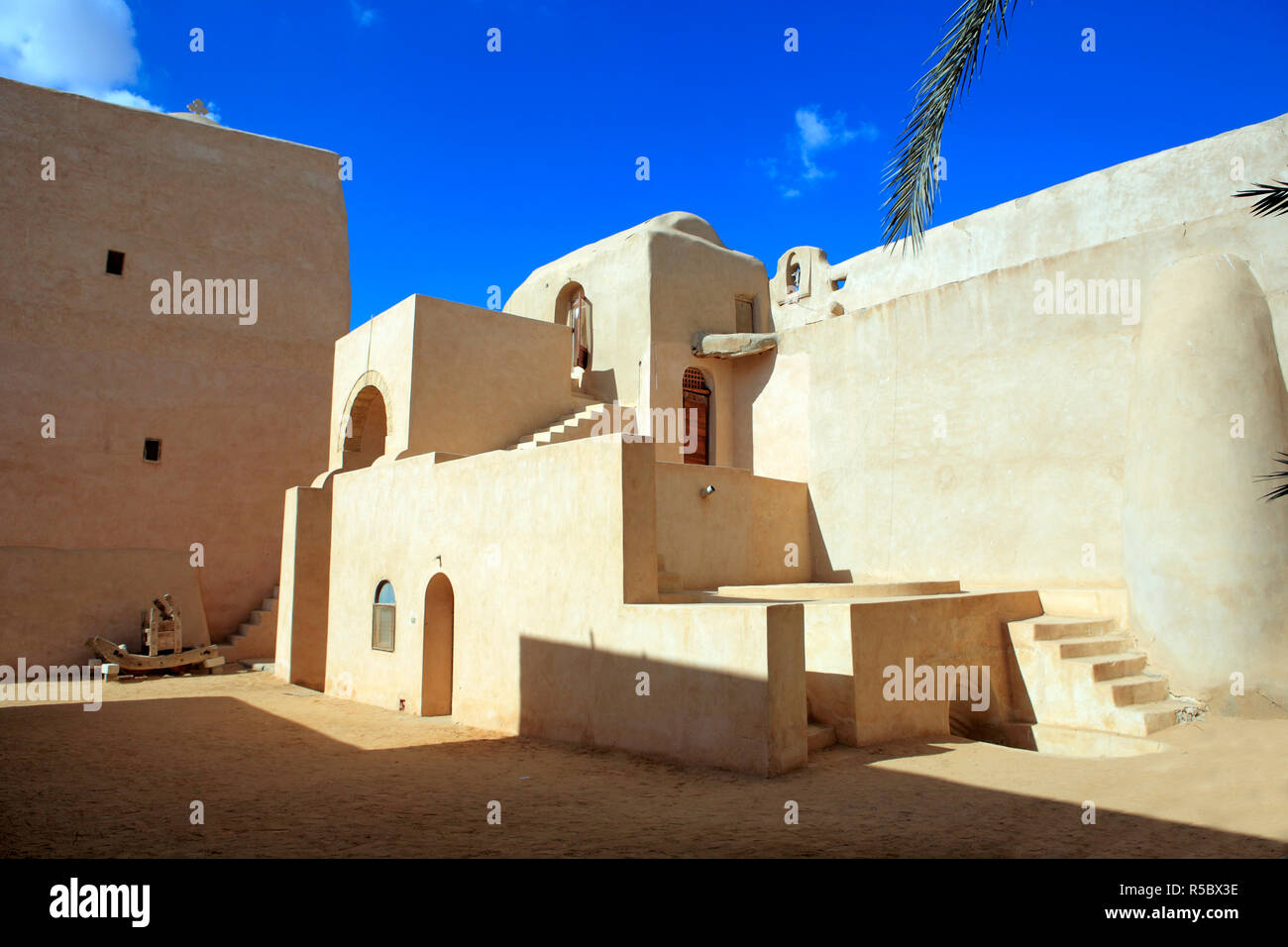 Roman monastery, Scetes, Wadi El Natrun, Egypt Stock Photo - Alamy