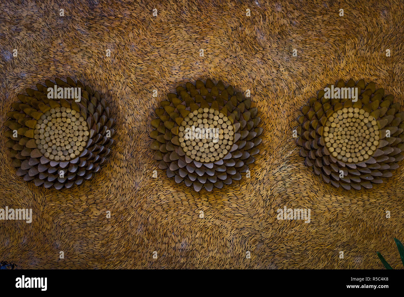 Indigenous art form hi-res stock photography and images - Alamy
