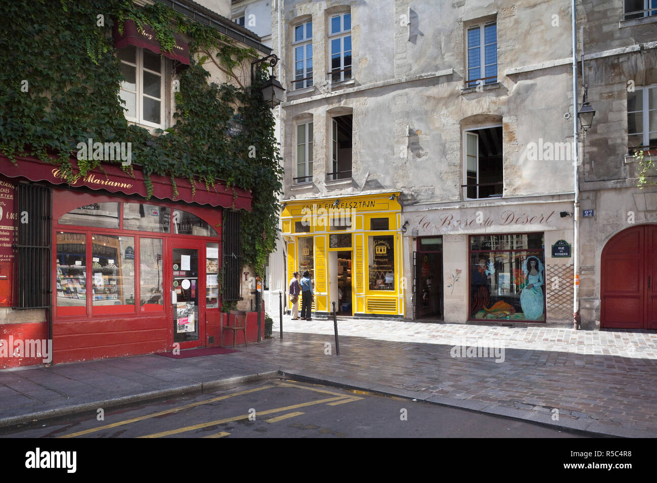 Jewish Quarter, Marais district, Paris, France Stock Photo - Alamy