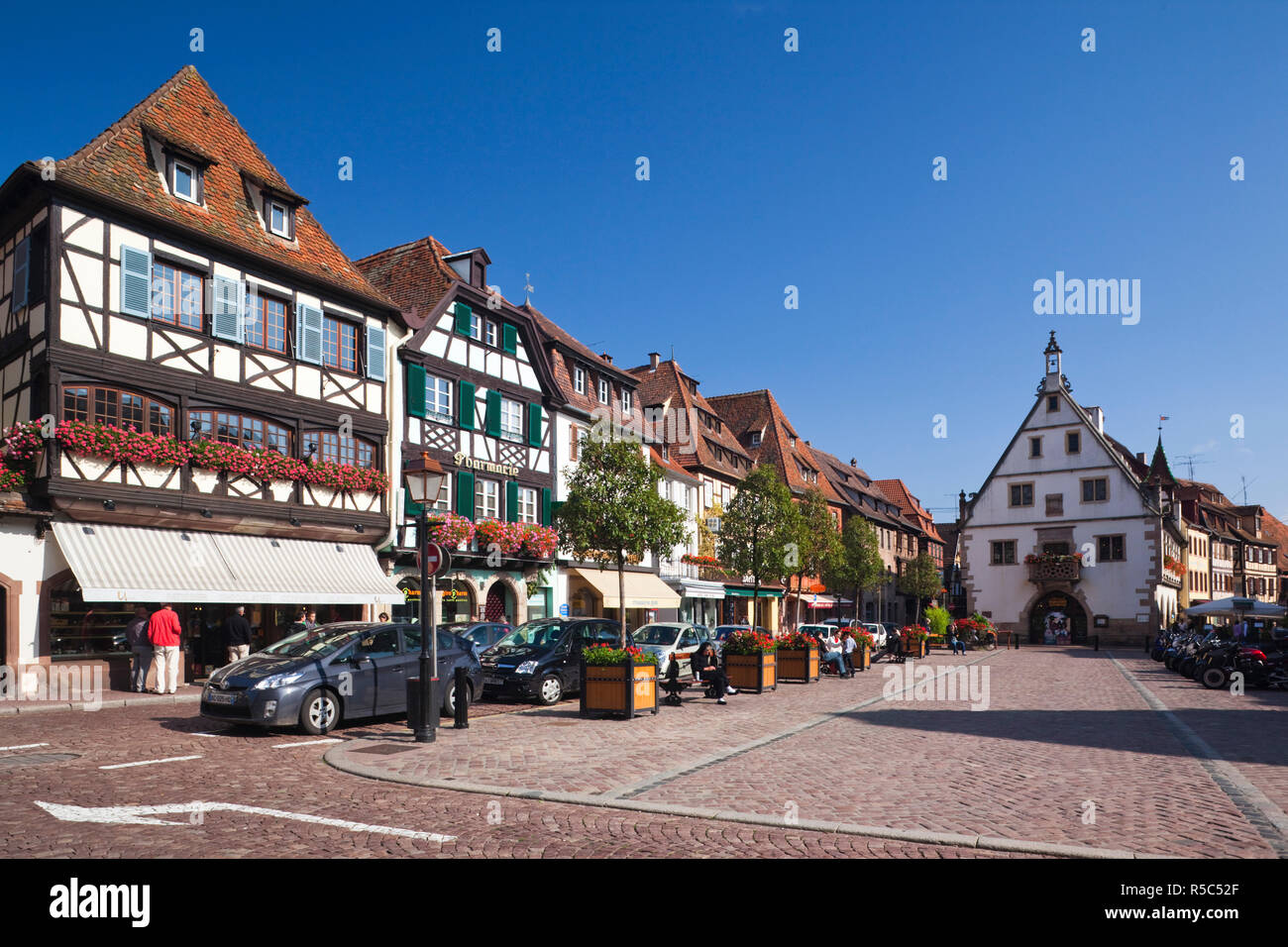 Alsace region hi-res stock photography and images - Alamy