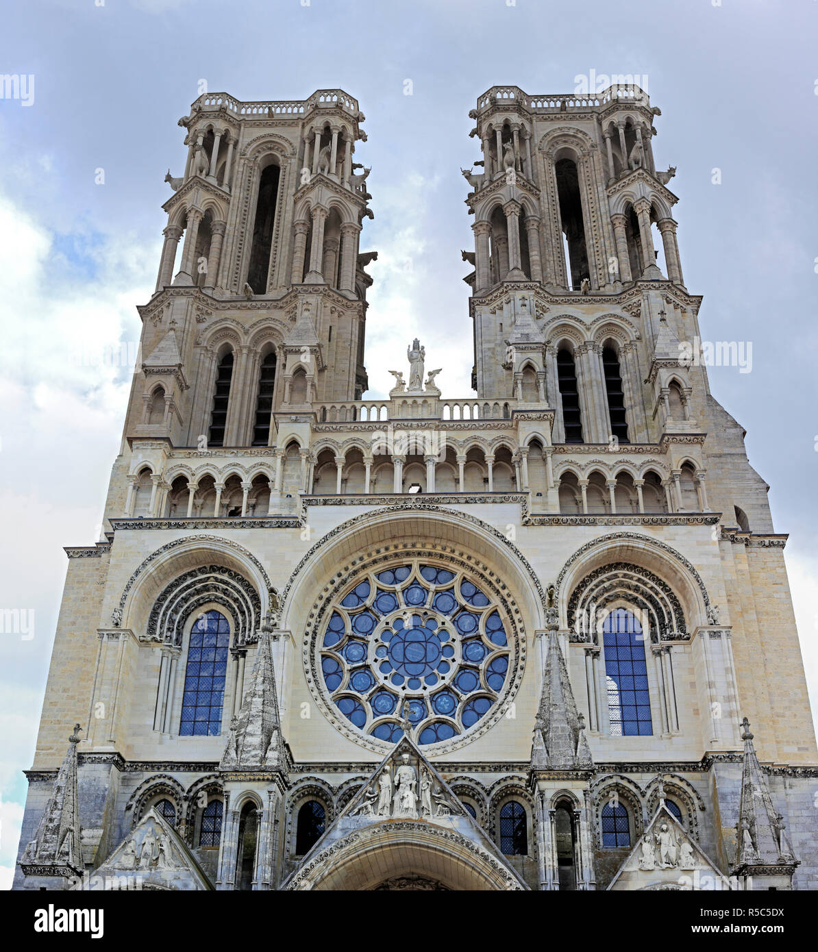 Cathedral of Our Lady of Laon, Laon, Aisne department, Picardy, France ...