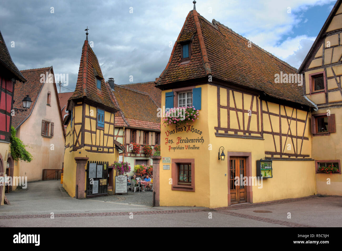 Alsace department hi-res stock photography and images - Alamy
