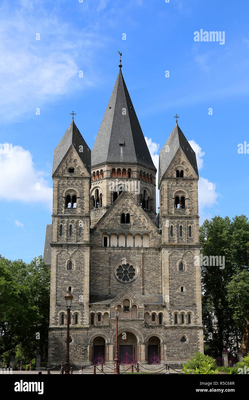 Néoromanik hi-res stock photography and images - Alamy