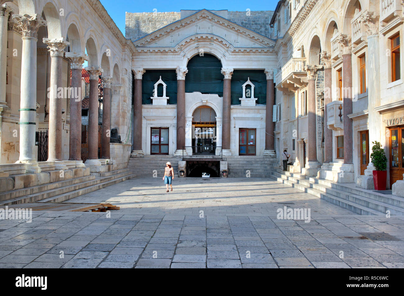 Peristyle, Split, Dalmatia, Croatia Stock Photo - Alamy