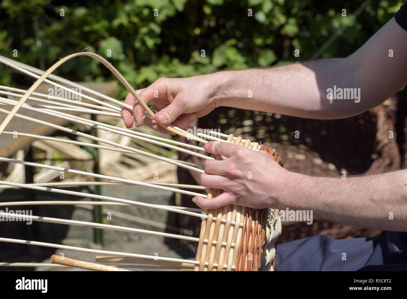 Basket maker people hi-res stock photography and images - Alamy
