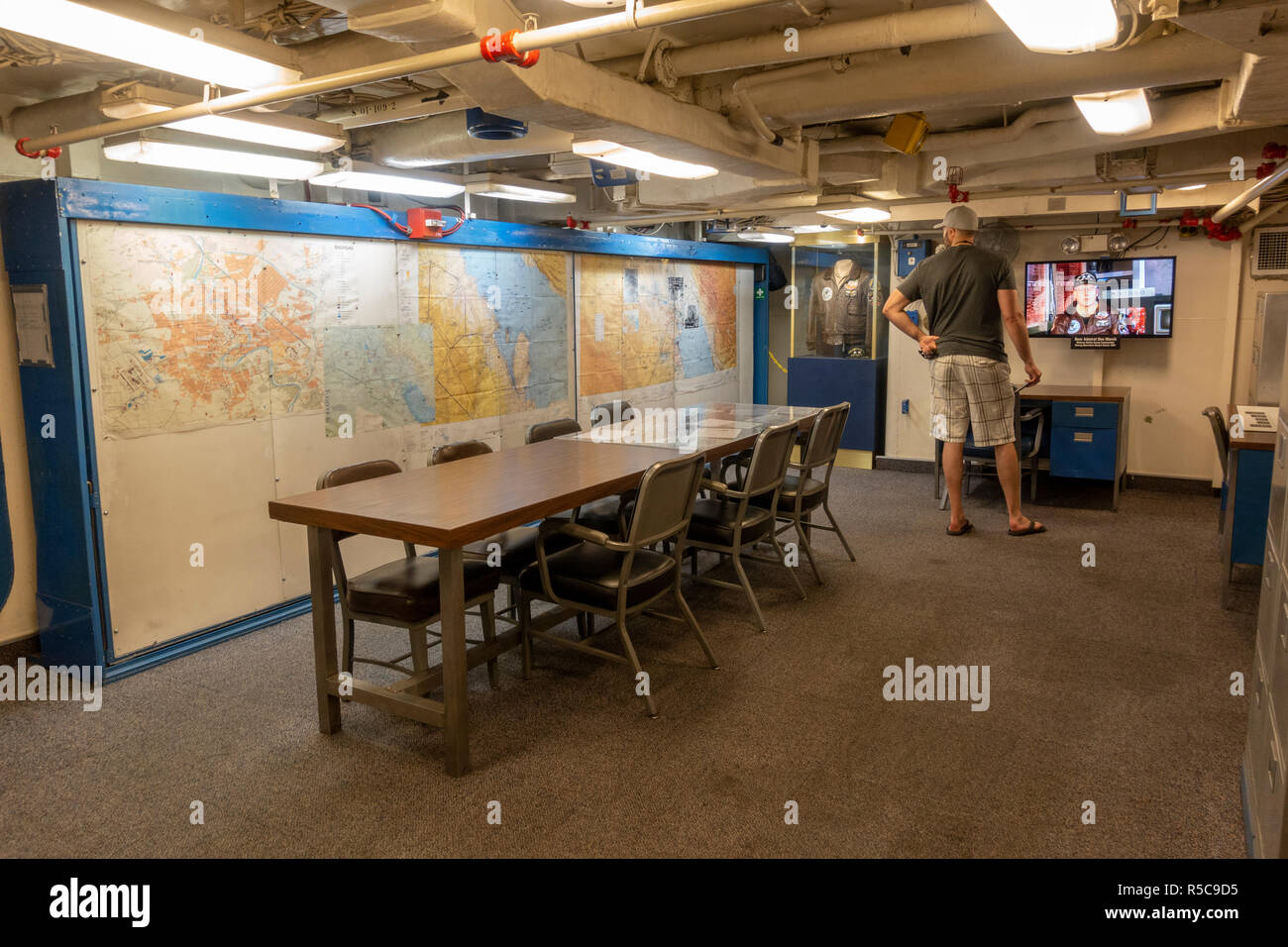 Us Navy Admirals Quarters Living