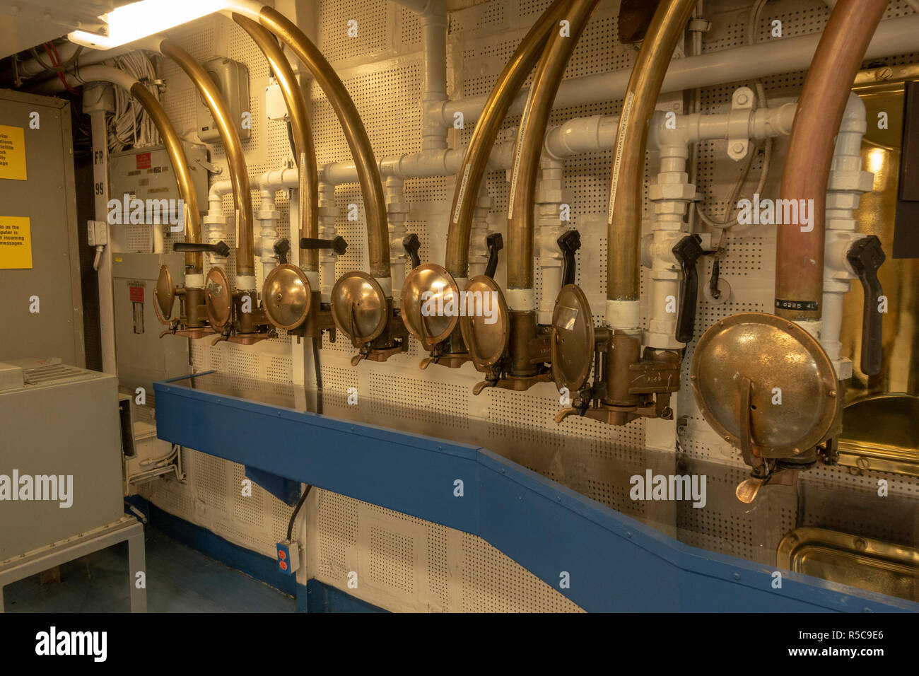 Pneumatic tubes hi-res stock photography and images - Alamy