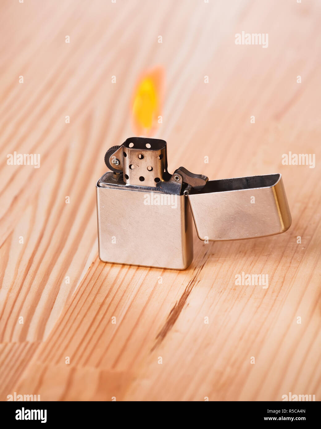 Single open gas flame hi-res stock photography and images - Alamy