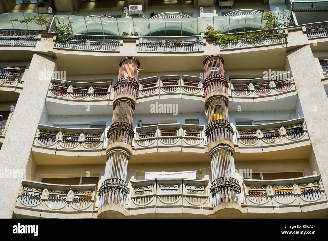 Old residential building in downtown Bucharest, Romania Stock Photo - Alamy