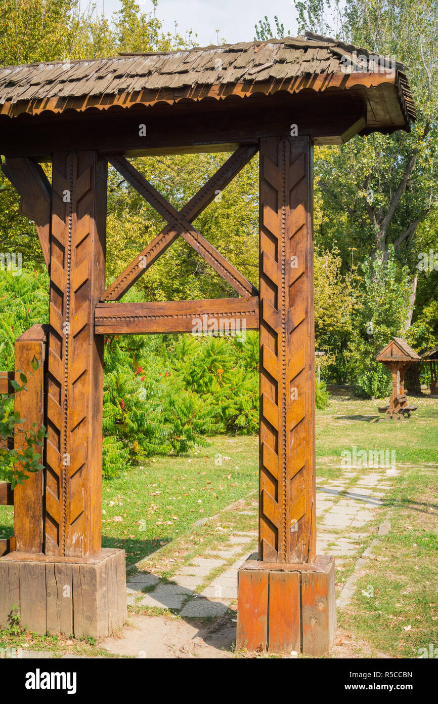 Traditional wooden Romanian gate in Herastrau park, Bucharest, Romania ...