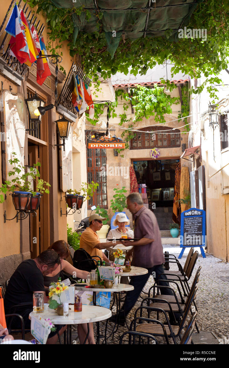 Cafe, taverna, Rhodes Town, Rhodes, Dodecanese Islands, Greece Stock ...