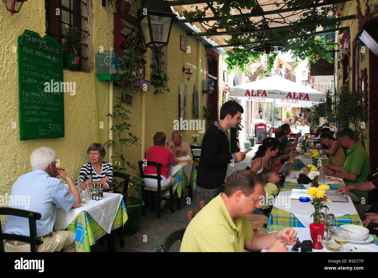 Al Fresco dining at a Taverna in Rethymnon Old Town, Crete, Greece ...