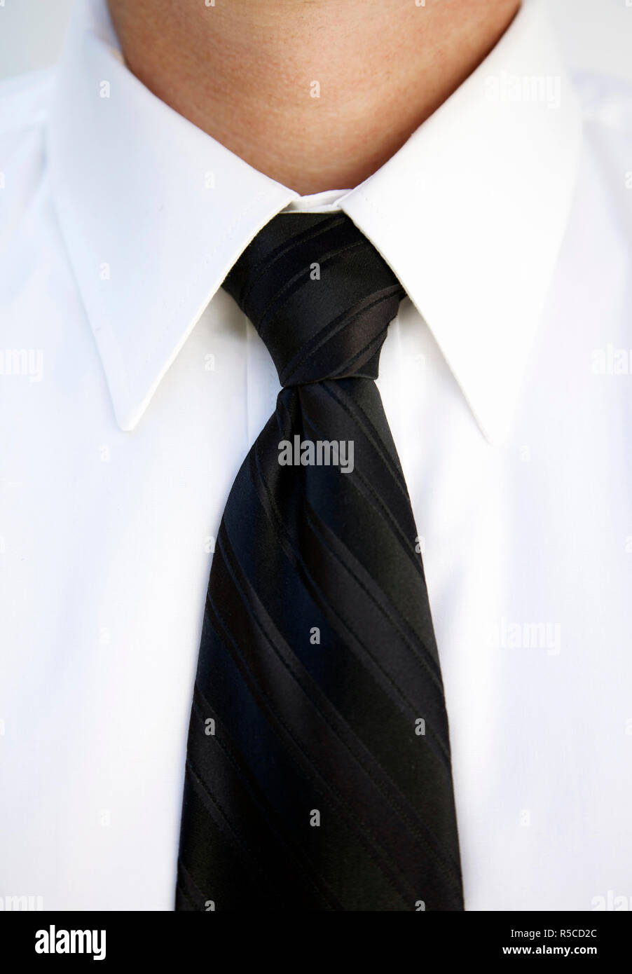 Mens Man Black Suit High Resolution Stock Photography and Images - Alamy