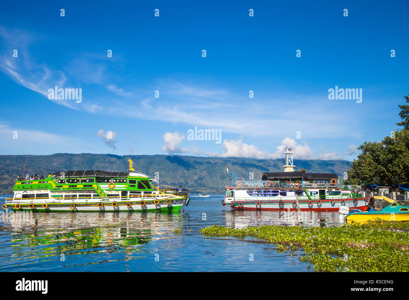 Indonesia ferry terminal hi-res stock photography and images - Alamy