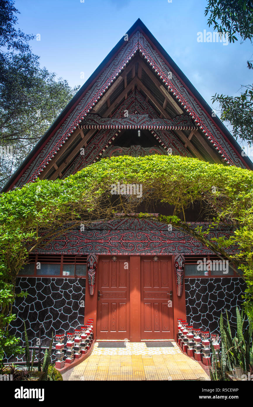 Indonesia, Sumatra, Samosir Island, Tuk Tuk, Lake Toba, Carolina ...