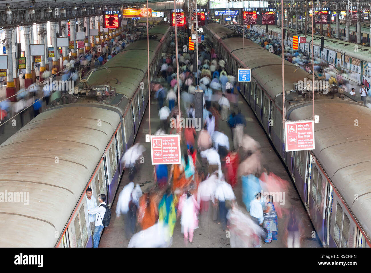 Victoria terminus or Chhatrapati Shivaji terminus (CST), Mumbai (Bombay ...