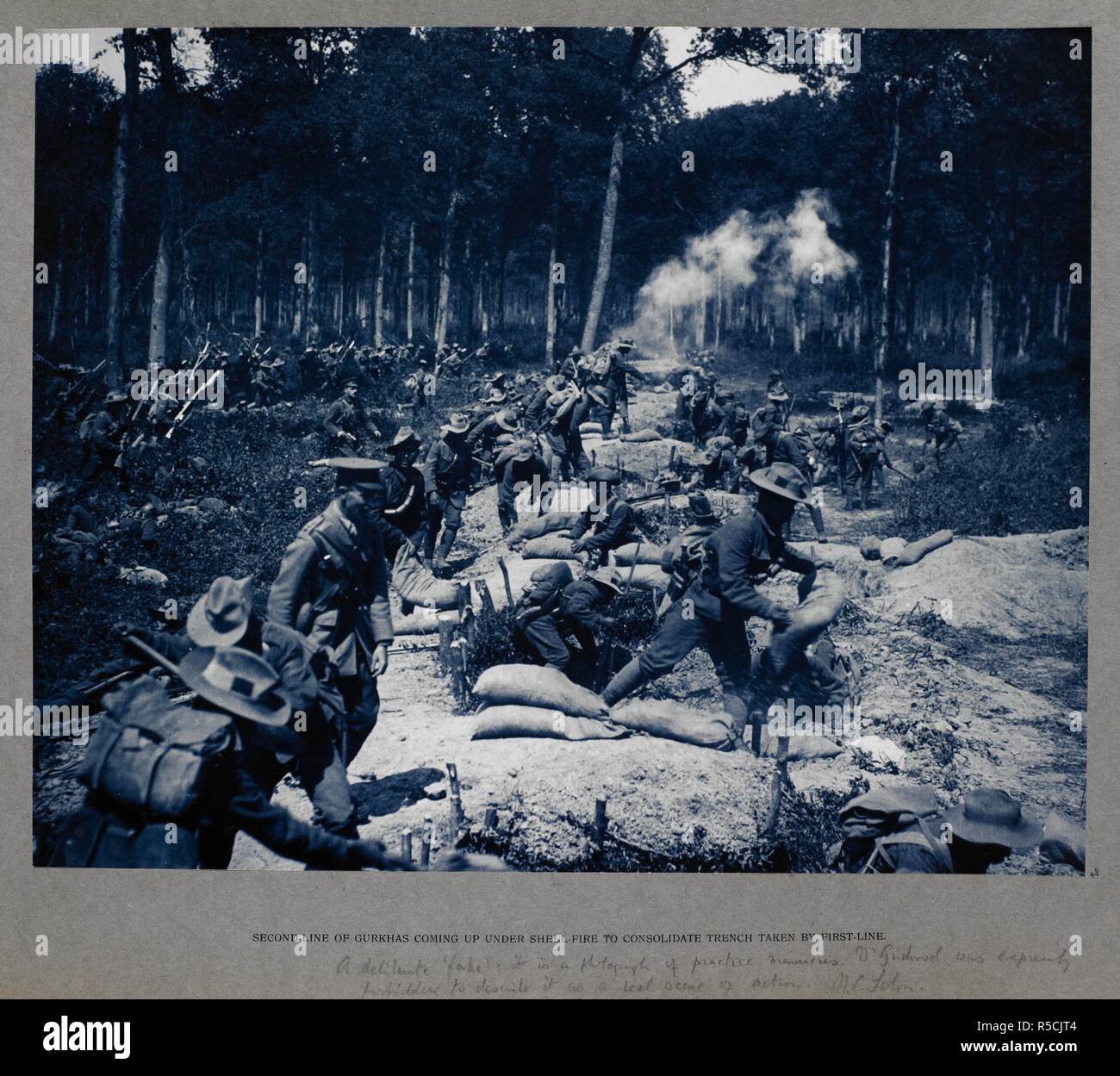 Photographs under shell fire hi-res stock photography and images - Alamy