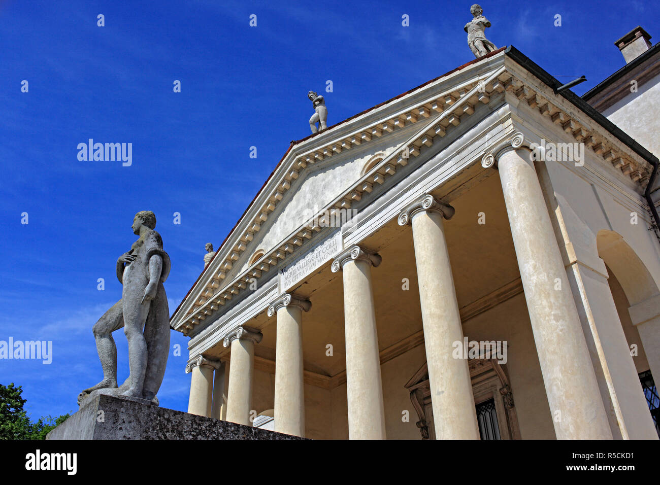 Villa Capra 'La Rotonda' (Villa Almerico-Capra) by Andrea Palladio ...