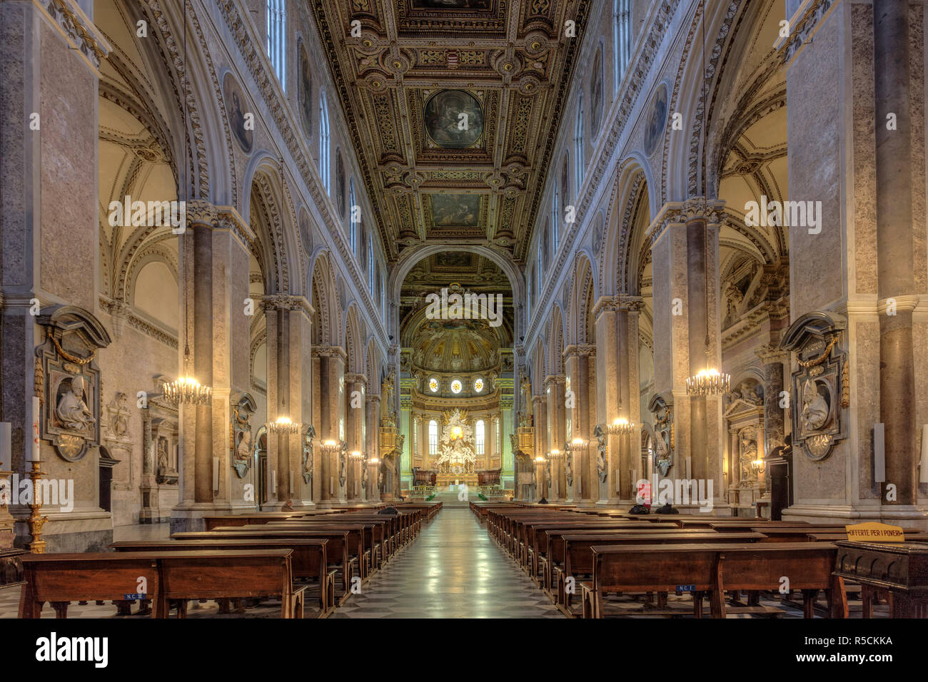 Naples Cathedral Stock Photos & Naples Cathedral Stock Images - Alamy