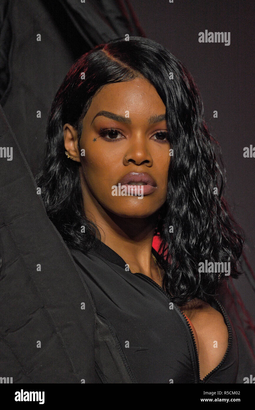 NEW YORK, NY - SEPTEMBER 11: Teyana Taylor walks the runway for Namilia ...