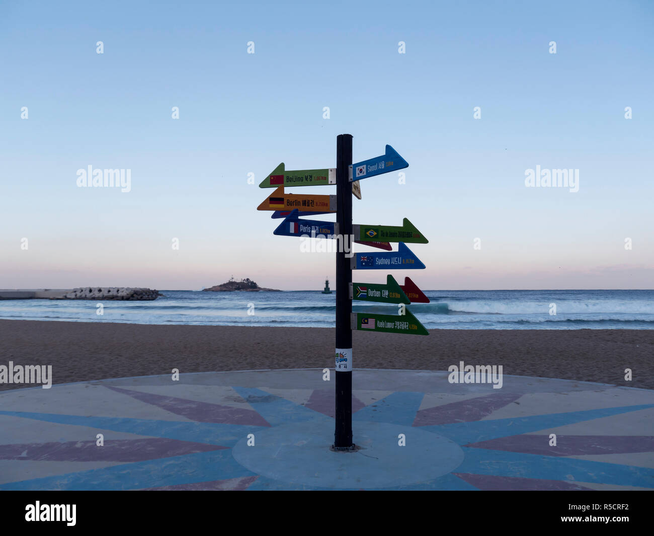 ?olumn with the indexes of the countries of the world Stock Photo - Alamy