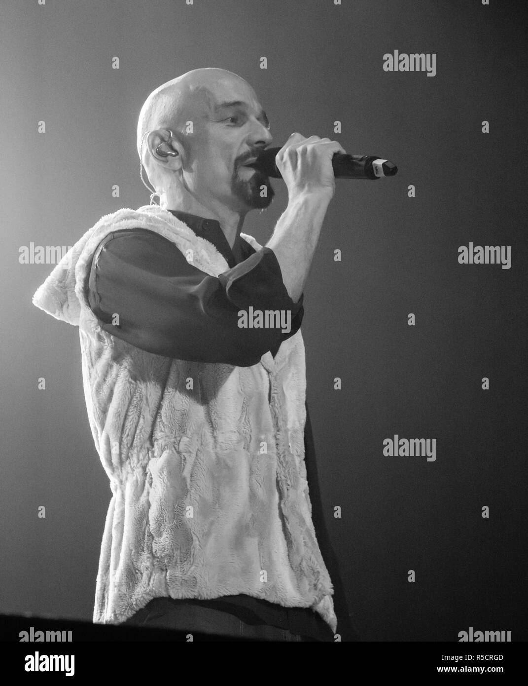 James live at Manchester Arena Stock Photo - Alamy