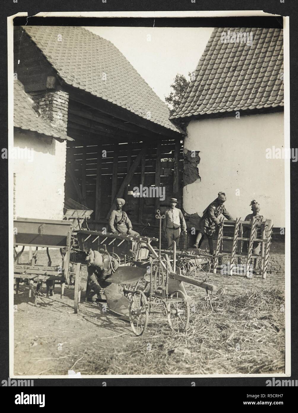 Farmers house 20th century hi-res stock photography and images - Alamy