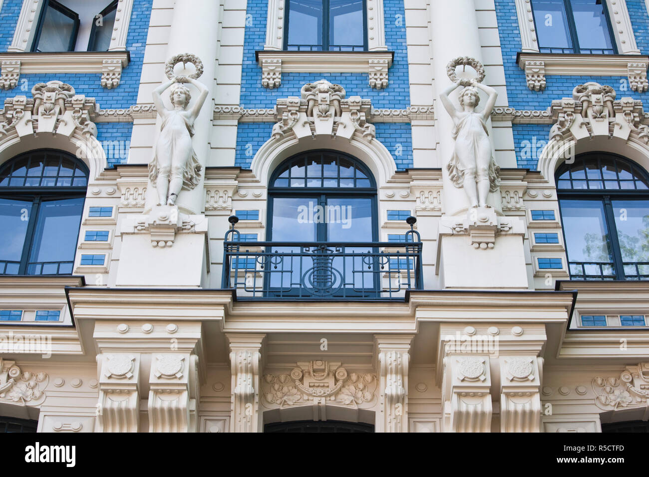 Riga art nouveau district hi-res stock photography and images - Alamy