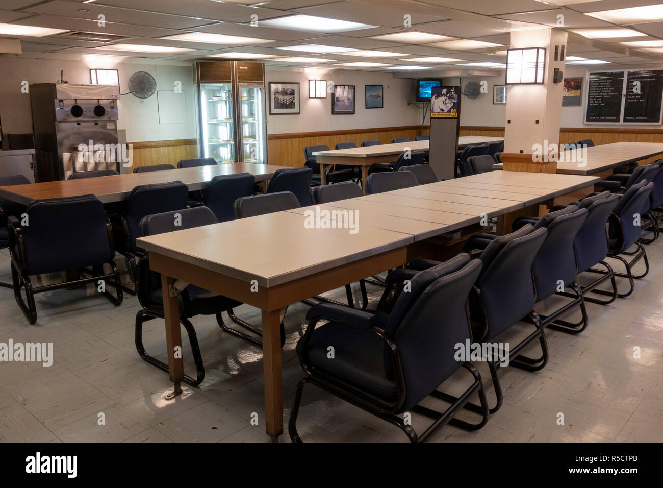 Wardroom hi-res stock photography and images - Alamy