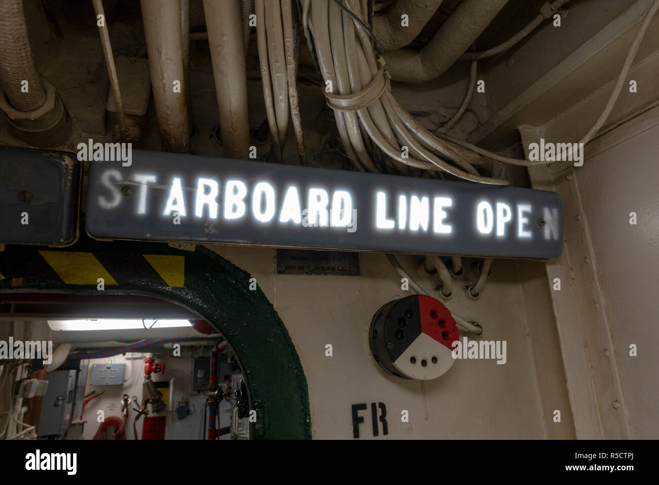 Starboard chow line hi-res stock photography and images - Alamy