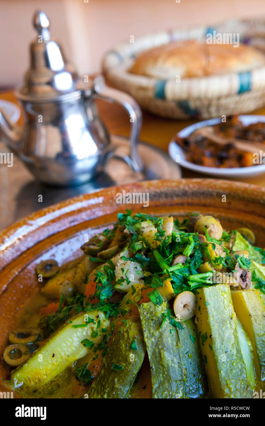 Traditional lamb tagine hi-res stock photography and images - Alamy