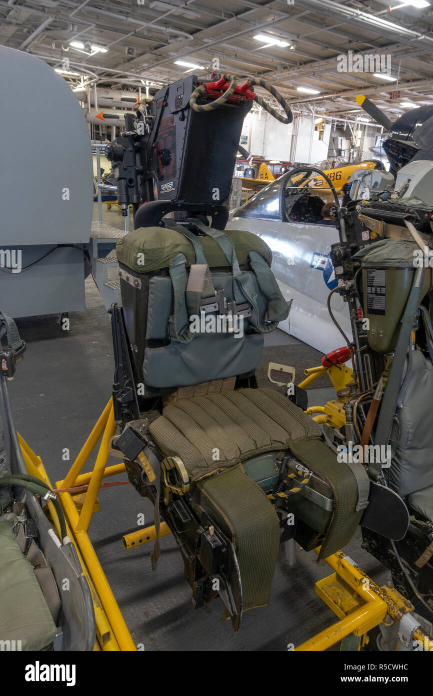 Ejection seat martin baker hi-res stock photography and images - Alamy