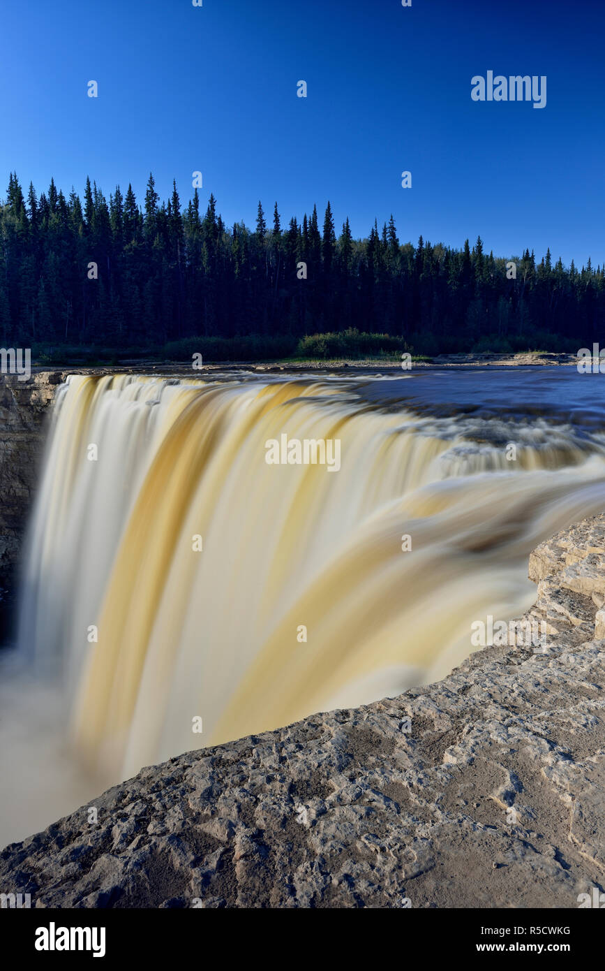 Alexandra Falls, Twin Falls Territorial Park, Northwest Territories ...