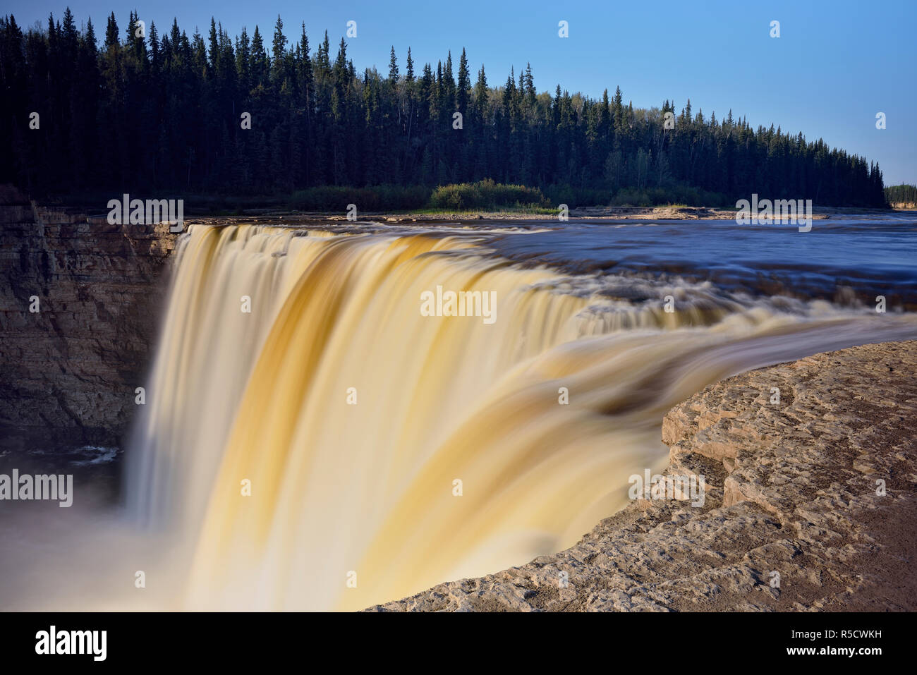 Alexandra Falls, Twin Falls Territorial Park, Northwest Territories ...