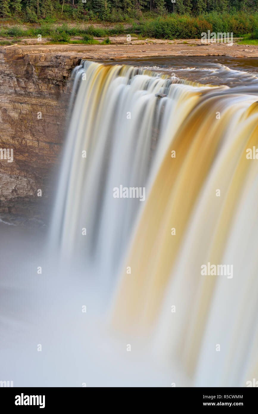 Alexandra Falls, Twin Falls Territorial Park, Northwest Territories ...