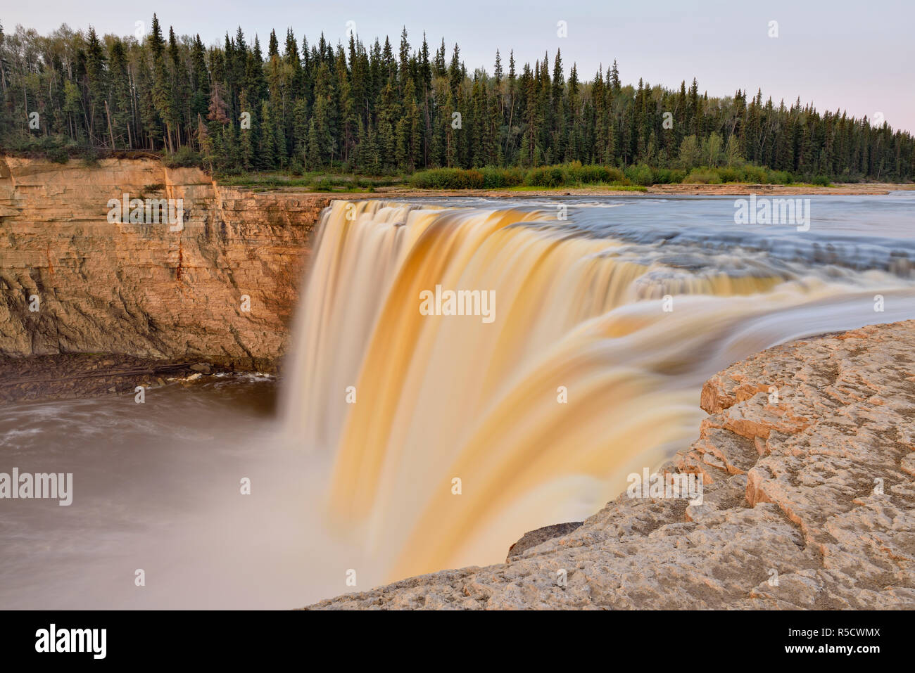 Alexandra Falls, Twin Falls Territorial Park, Northwest Territories ...