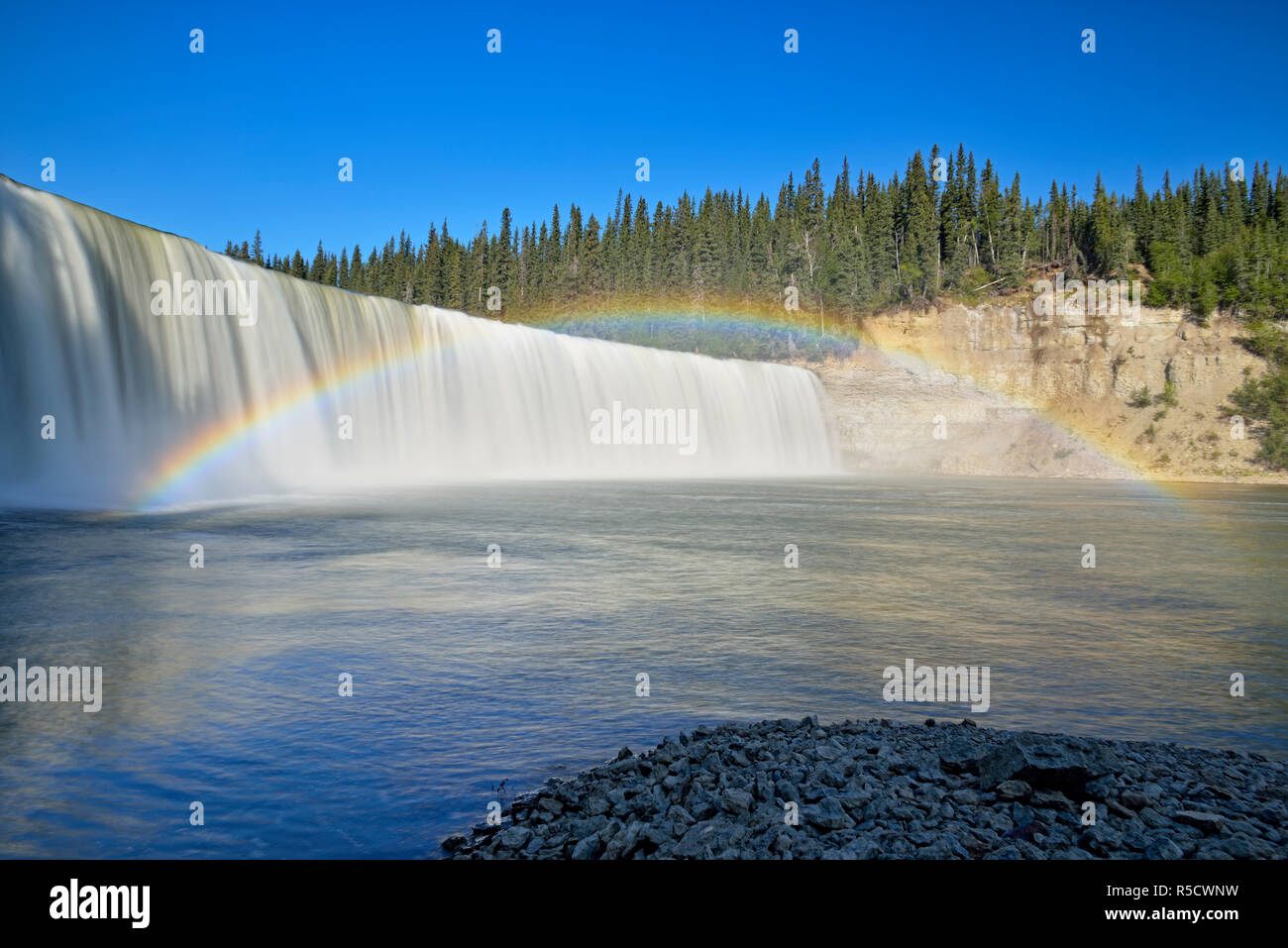 Lady Evelyn Falls, Kakisa Territorial Park, Northwest Territories ...