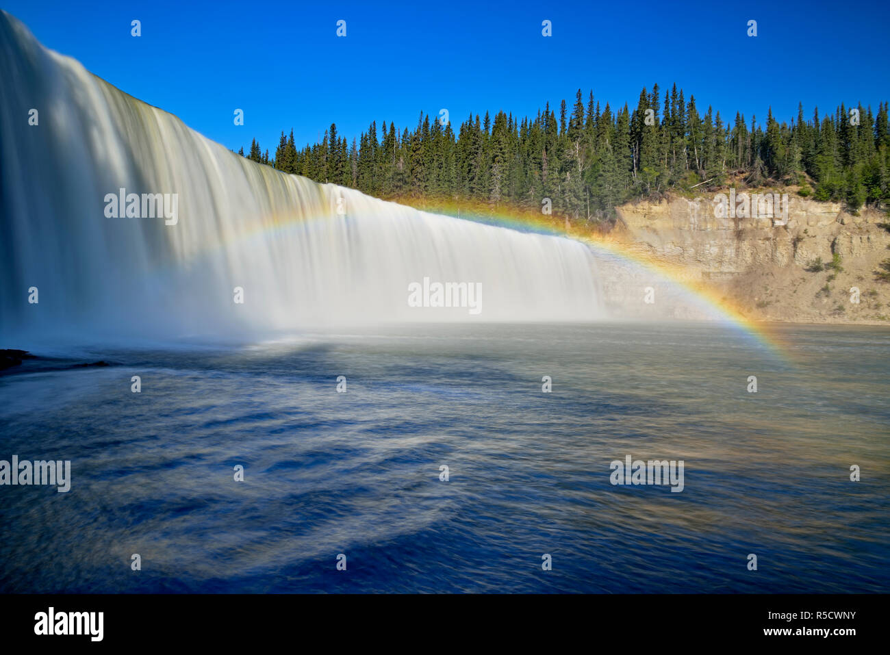 Lady Evelyn Falls, Kakisa Territorial Park, Northwest Territories ...