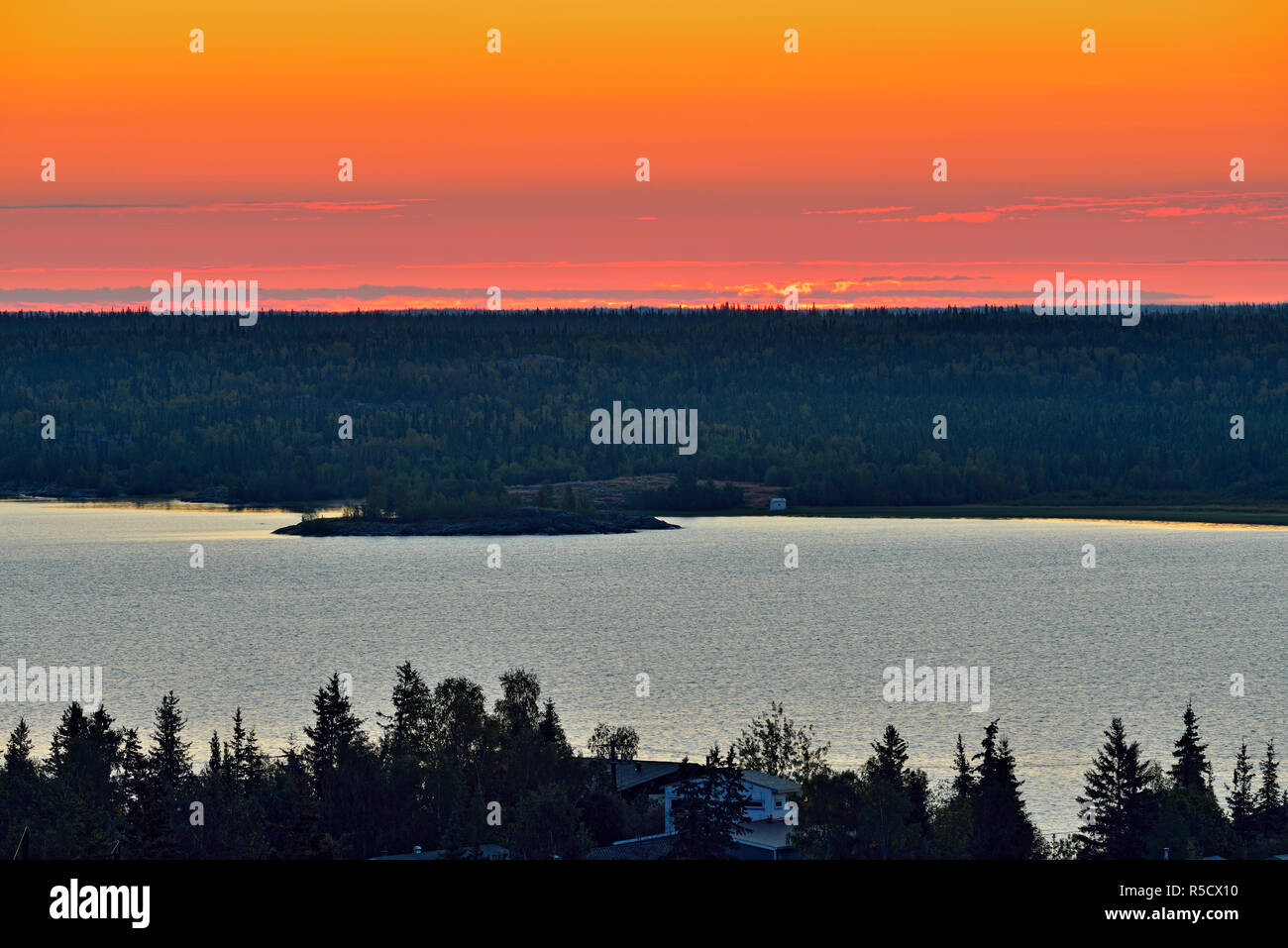 Sunrise skies over Great Slave Lake, Yellowknife, Northwest Territories ...