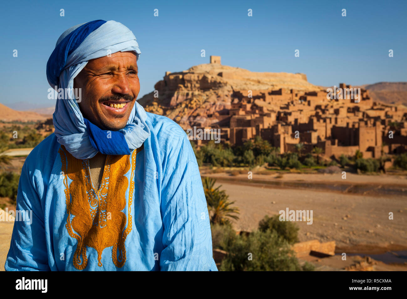 Berber man hi-res stock photography and images - Alamy