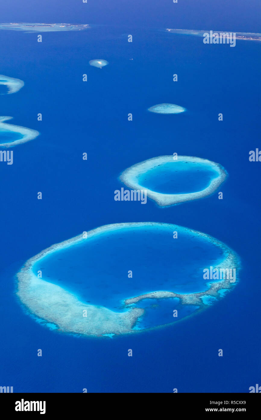 Atolls of the maldives islands hi-res stock photography and images - Alamy