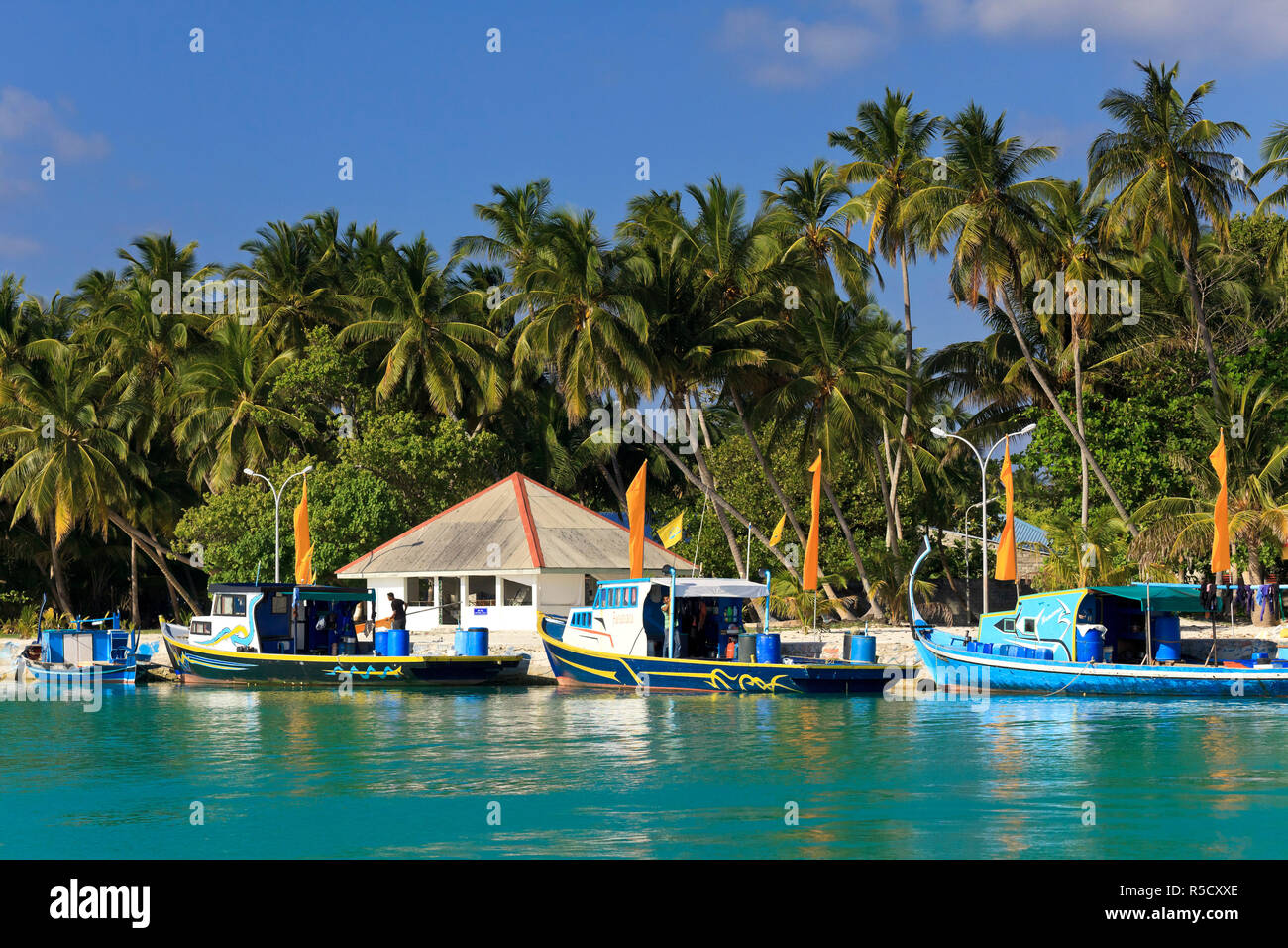 Maldives, Faafu Atoll, Biledhdhoo Island Stock Photo - Alamy